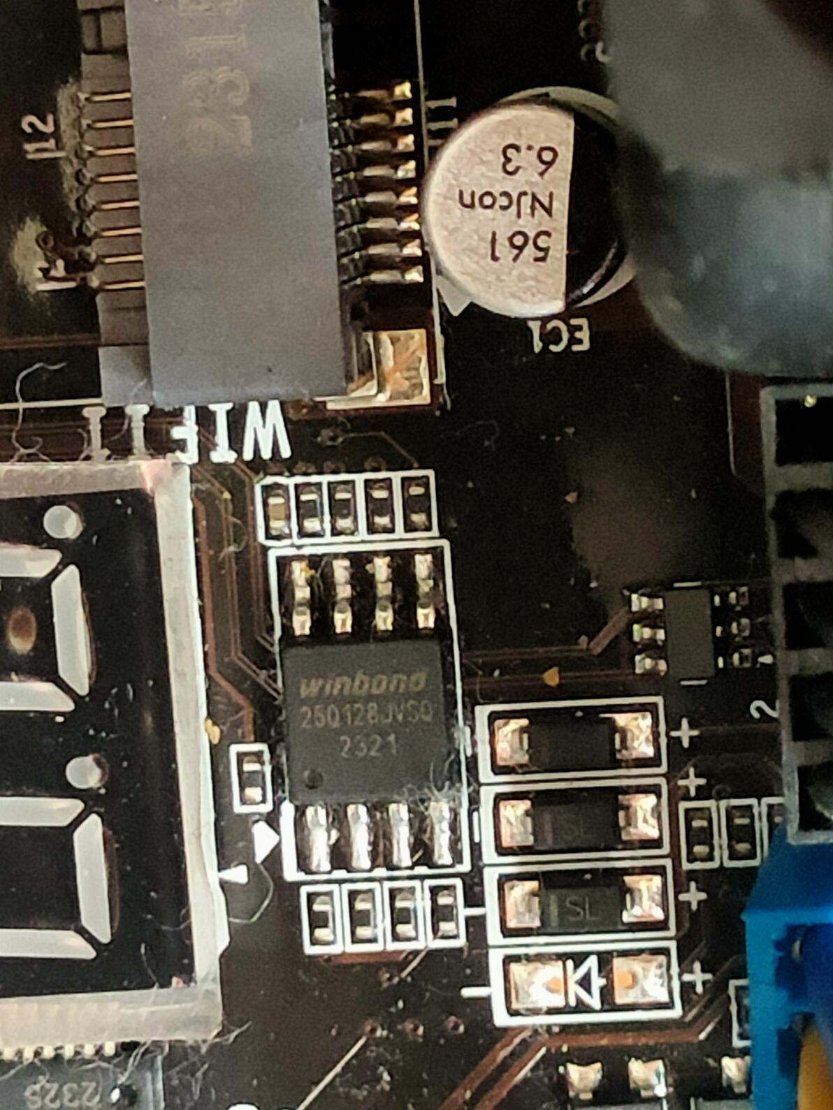 X99寨板折腾之路：BIOS芯片不同两块板，烧录后有一张点不亮 - 哔哩哔哩