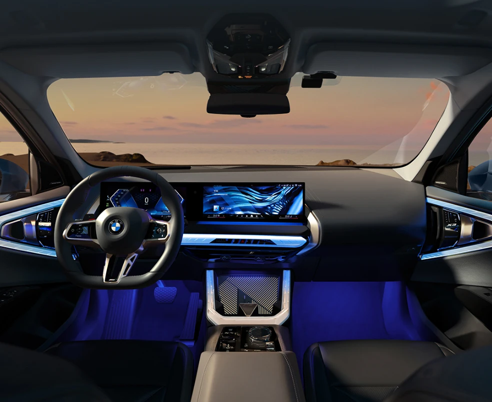 与标轴X5拉齐轴距，配置升级，宝马X3加长了！ - 哔哩哔哩