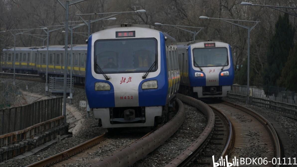 北京地铁13号线国产化列车图集 - 哔哩哔哩