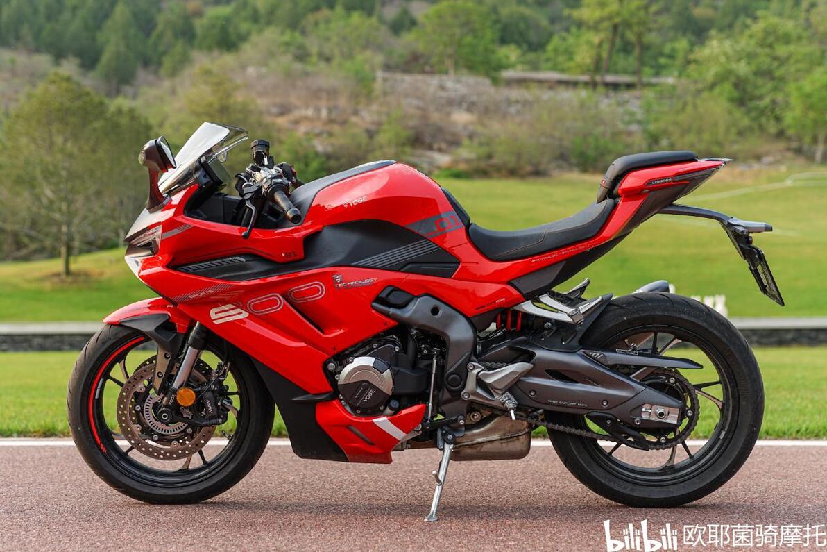 27980元起！抢先试驾无极RR500S接近量产版 - 哔哩哔哩