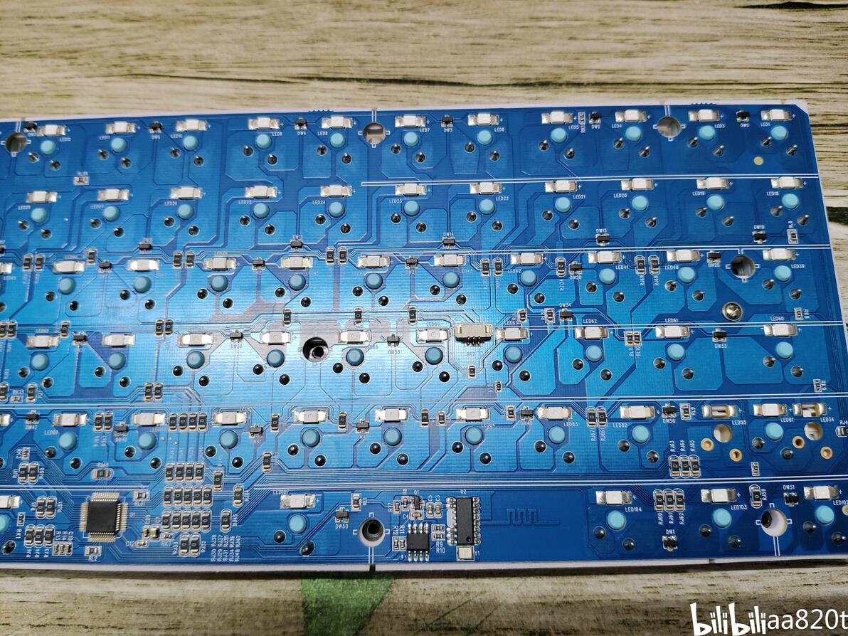 异能者无线机械键盘GK501拆解, 解决蓝牙掉线问题 - 哔哩哔哩