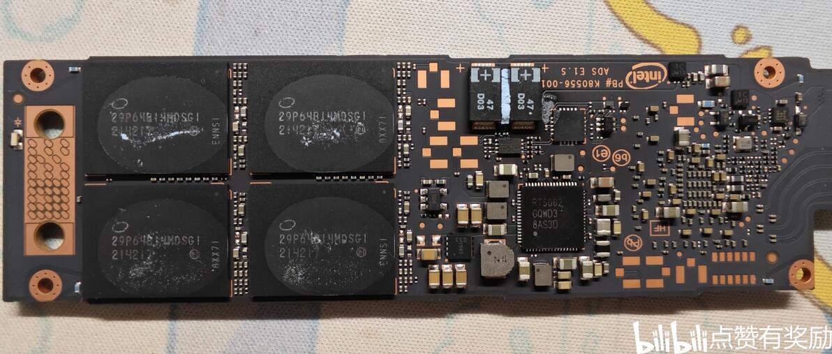 首拆傲腾P5801X ES版，E1.S接口 - 哔哩哔哩