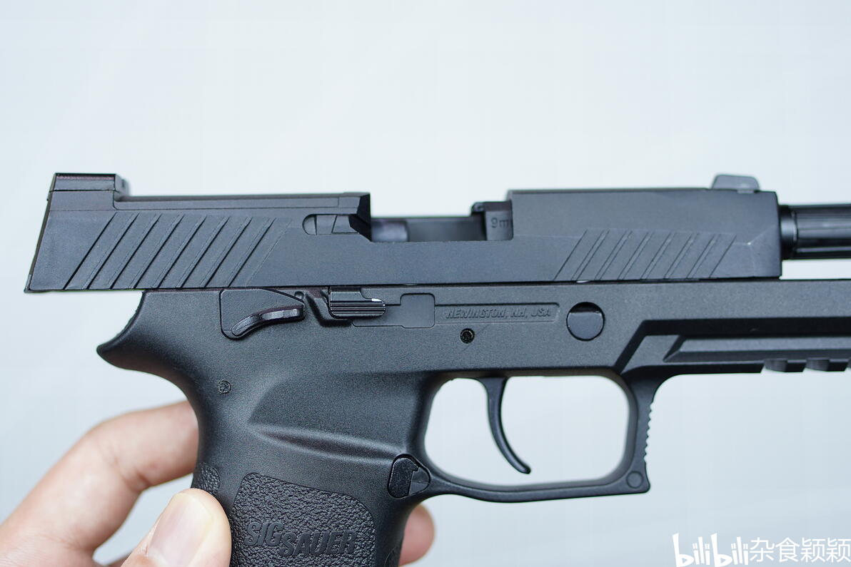 UDL M18玩具测评 - 哔哩哔哩