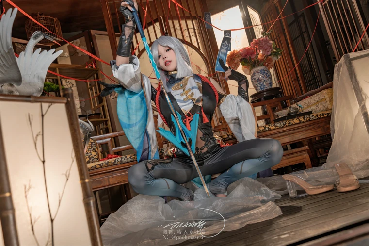 【Cosplay图集精选】咬人小小兔4月作品『申鹤-明枪』73P+1V 小剧场 - 哔哩哔哩