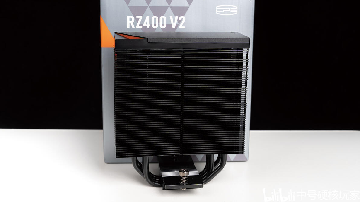 四热管风冷挑战14600KF，超频三黑海RZ400 V2散热器使用体验 - 哔哩哔哩