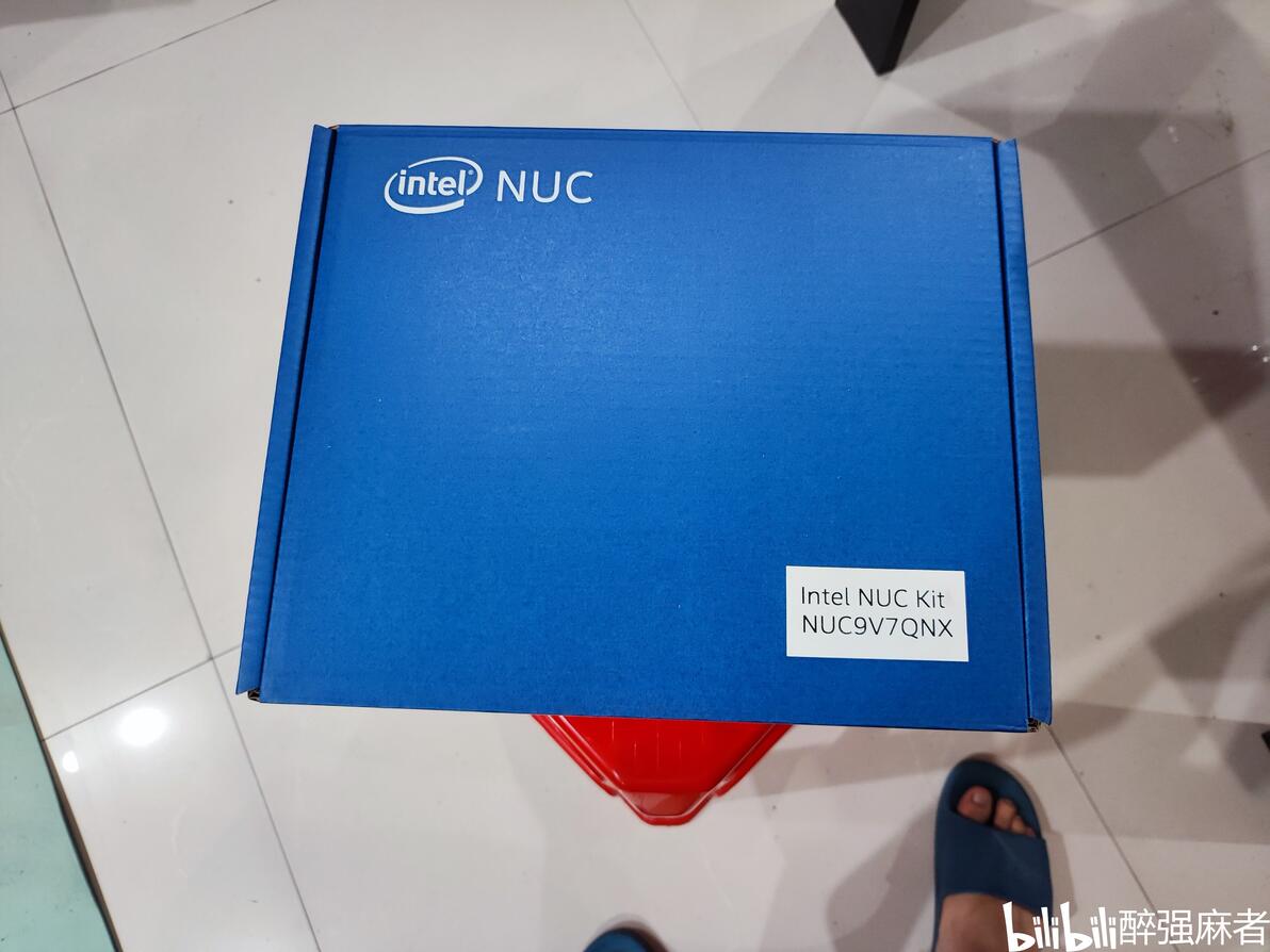 NUC9的PCIE844拆分逻辑，不兼容市面上的拆分卡，只能在自带转接卡上实现 - 哔哩哔哩