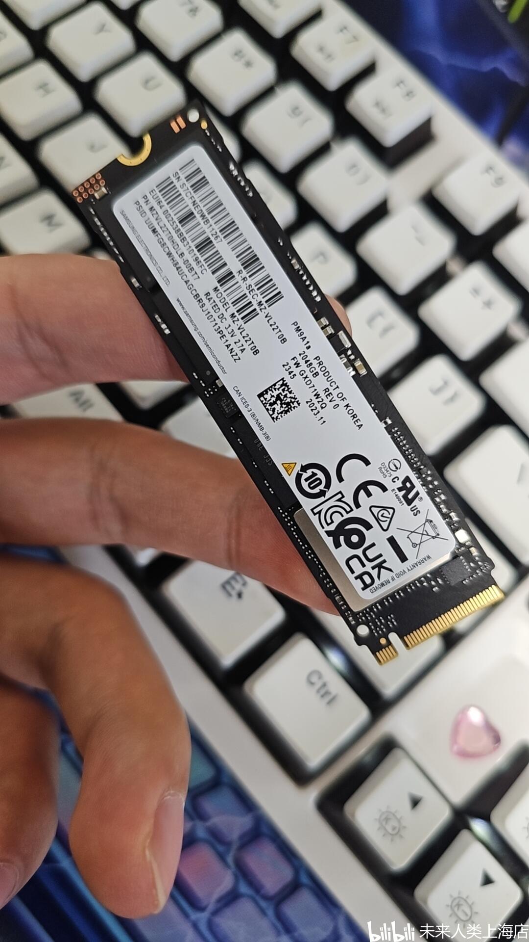 公版全新三星PM9A1a 2TB 2280带独立缓存来了 对飙海力士PC811 铠侠XG8 镁光3500 2TB - 哔哩哔哩
