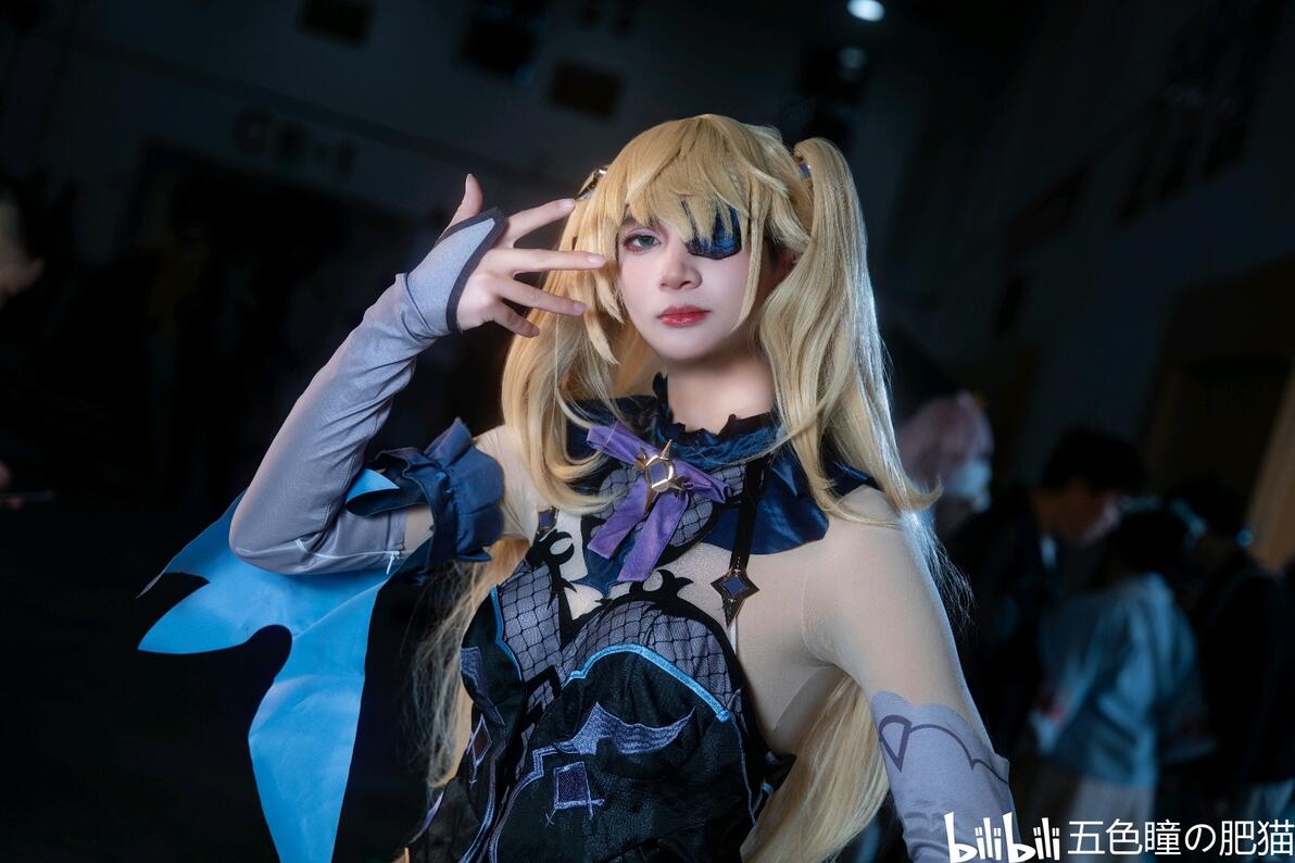 【菲谢尔COS/男娘】终于圆了我的皇女梦 - 哔哩哔哩