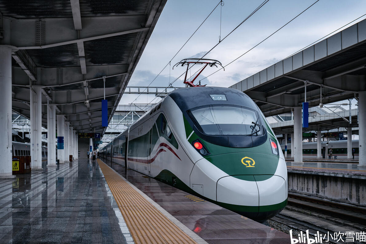 南宁局新购“AD钙桶”首发车体验 - 哔哩哔哩