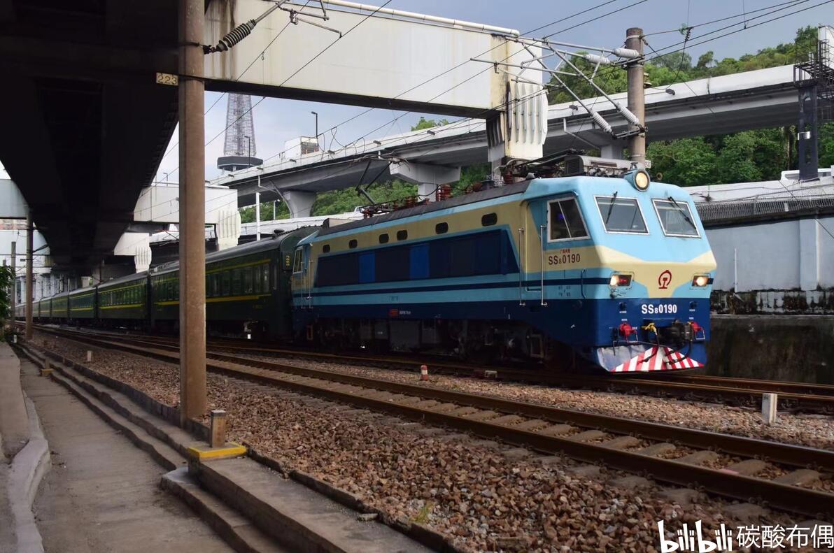 韶山8合集（开拍一年纪念） - 哔哩哔哩