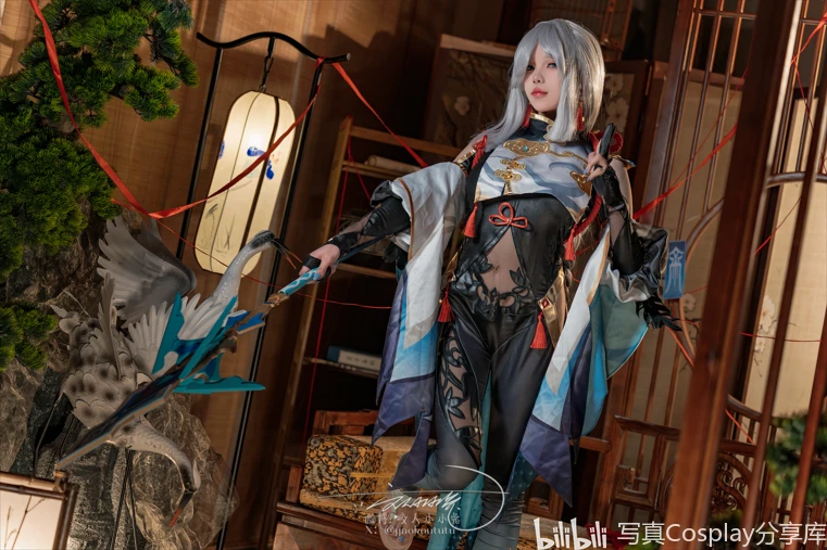 【Cosplay图集精选】咬人小小兔4月作品『申鹤-明枪』73P+1V 小剧场 - 哔哩哔哩