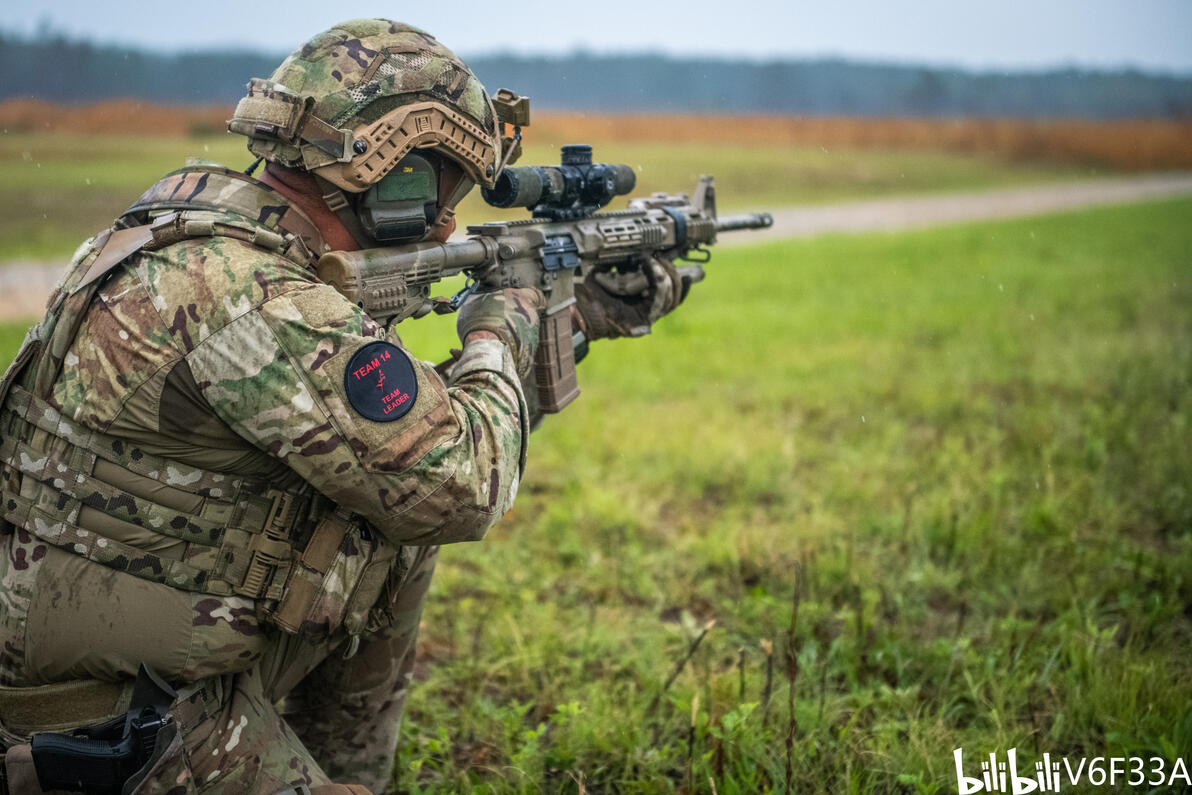 荷兰军用枪械发展史（2） - 哔哩哔哩