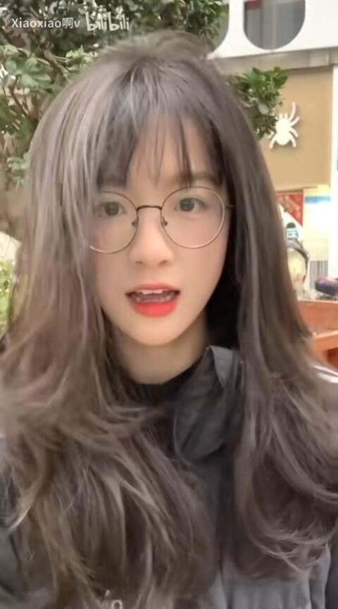 风吹乱了头发 哔哩哔哩 
