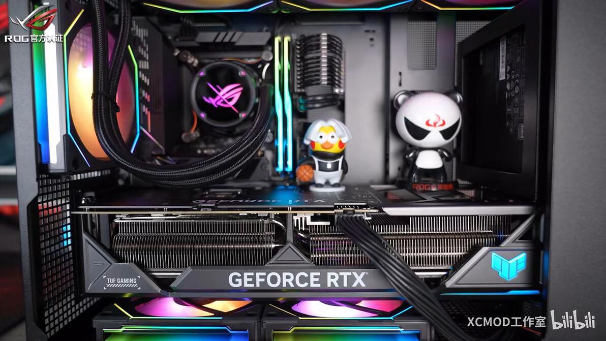 华硕TUF 4090沉浸式装机.华硕AP201 冰立方小机箱.一体式水冷电脑主机 - 哔哩哔哩