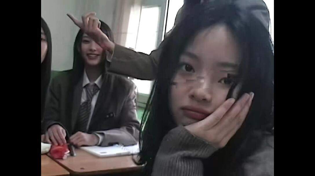 NewJeans新曲Ditto MV公开 - 哔哩哔哩