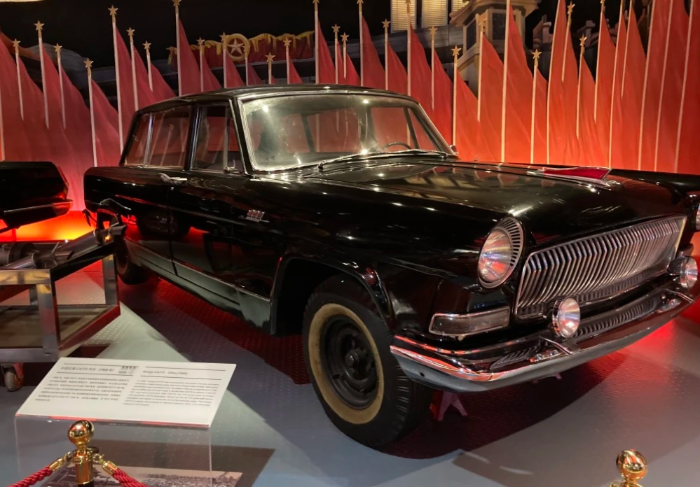 红旗：曾经的“中国第一车”，如今“让理想飞扬”【车企秘史】 - 哔哩哔哩