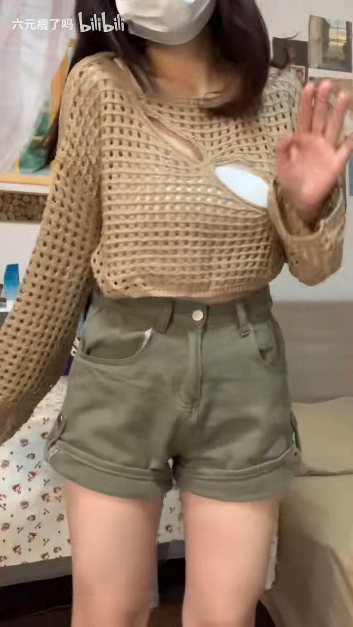 158cm/110斤，秋季穿搭分享！肉肉女生必备 - 哔哩哔哩