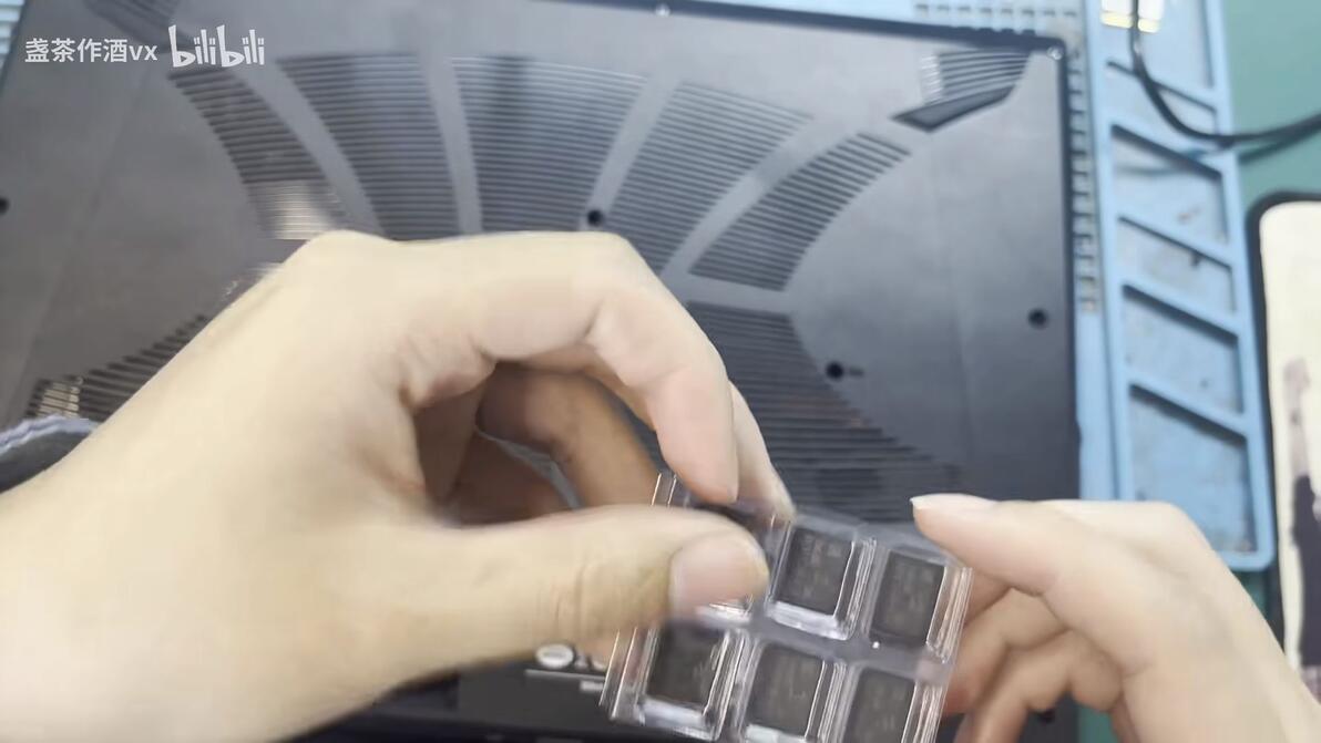 来了来了 笔记本3050ti 4g显存改8g 附教程 由于视频长度游戏测试下期发 - 哔哩哔哩