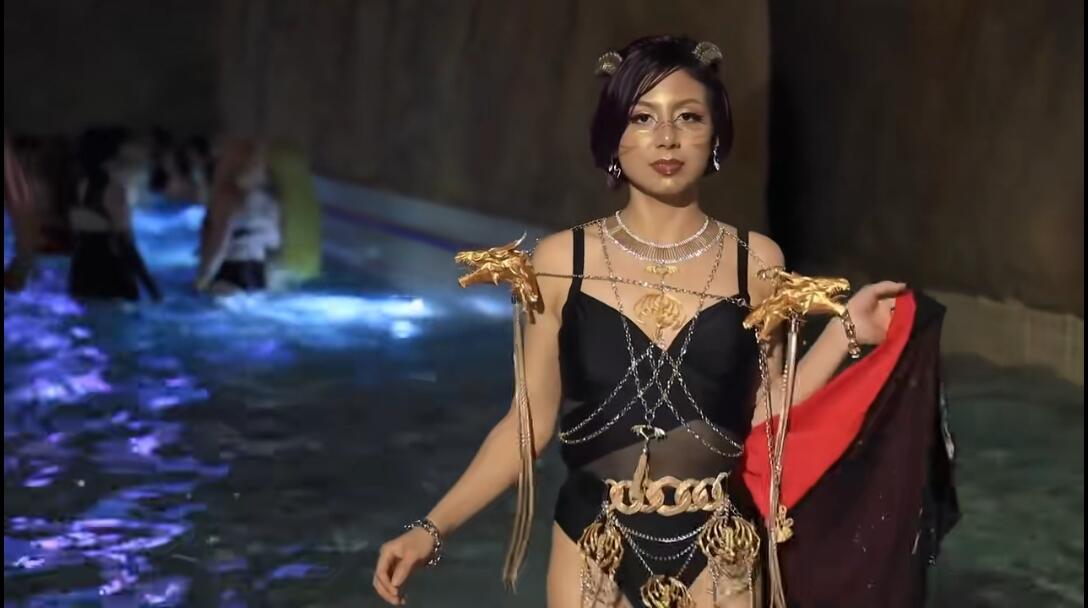 美国德克萨斯州ColossalCon 2023夏季泳装主题漫展COSPLA... - 哔哩哔哩