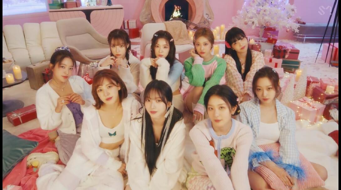 Red Velvet X aespa《Beautiful Christma... - 哔哩哔哩