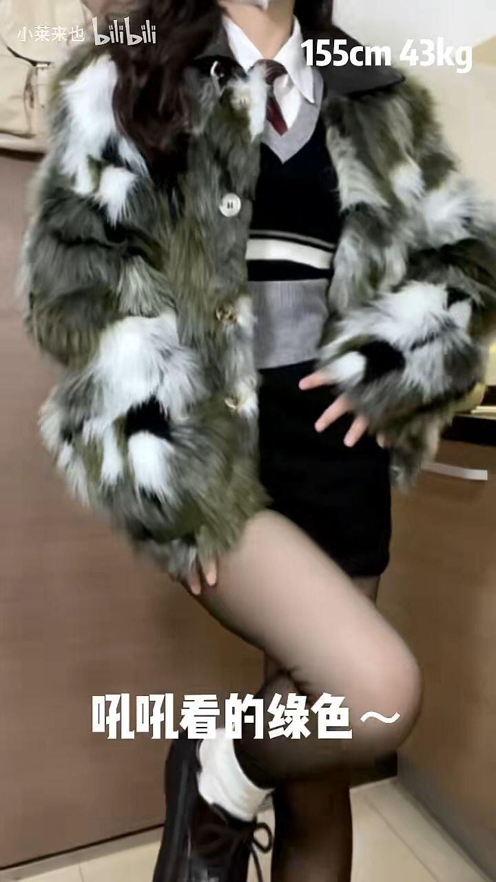 155/43 圣诞新年穿搭分享～纯欲辣妹风yyds！ - 哔哩哔哩