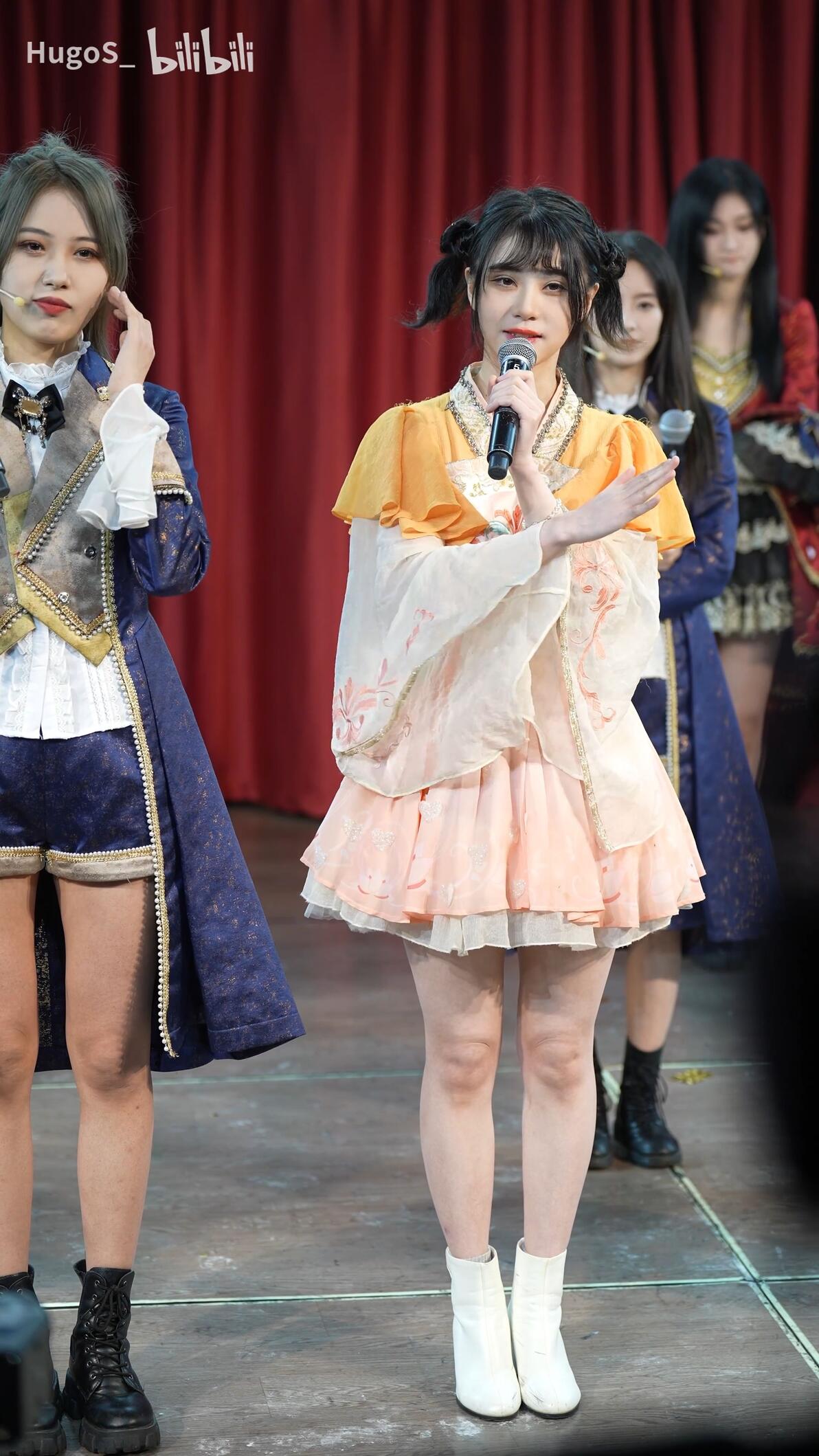 【何阳青青】230324『羽化成蝶代役』MC1全程Focus【4k60p】 - 哔哩哔哩