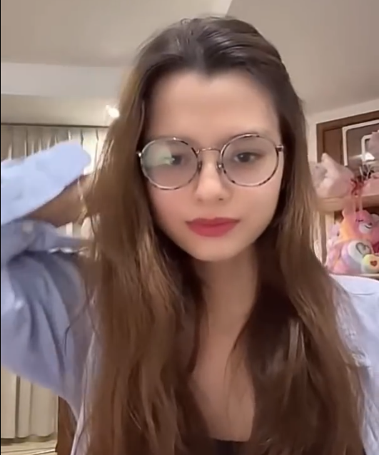 【英幕】Becky tiktok 直播 220525 - 哔哩哔哩