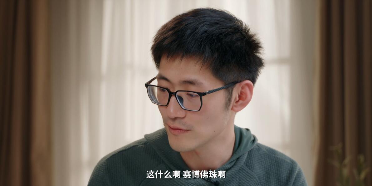 原来真的会有人在包里放这个影视飓风员工包里有什么? 哔哩哔哩