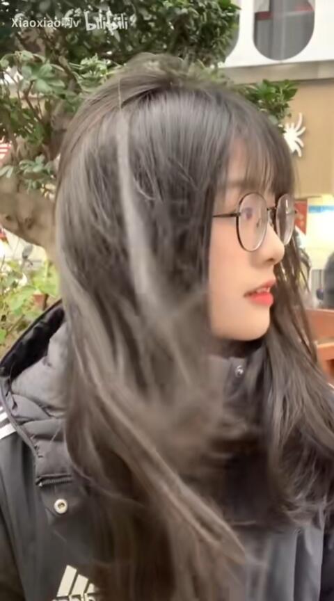 风吹乱了头发 哔哩哔哩 