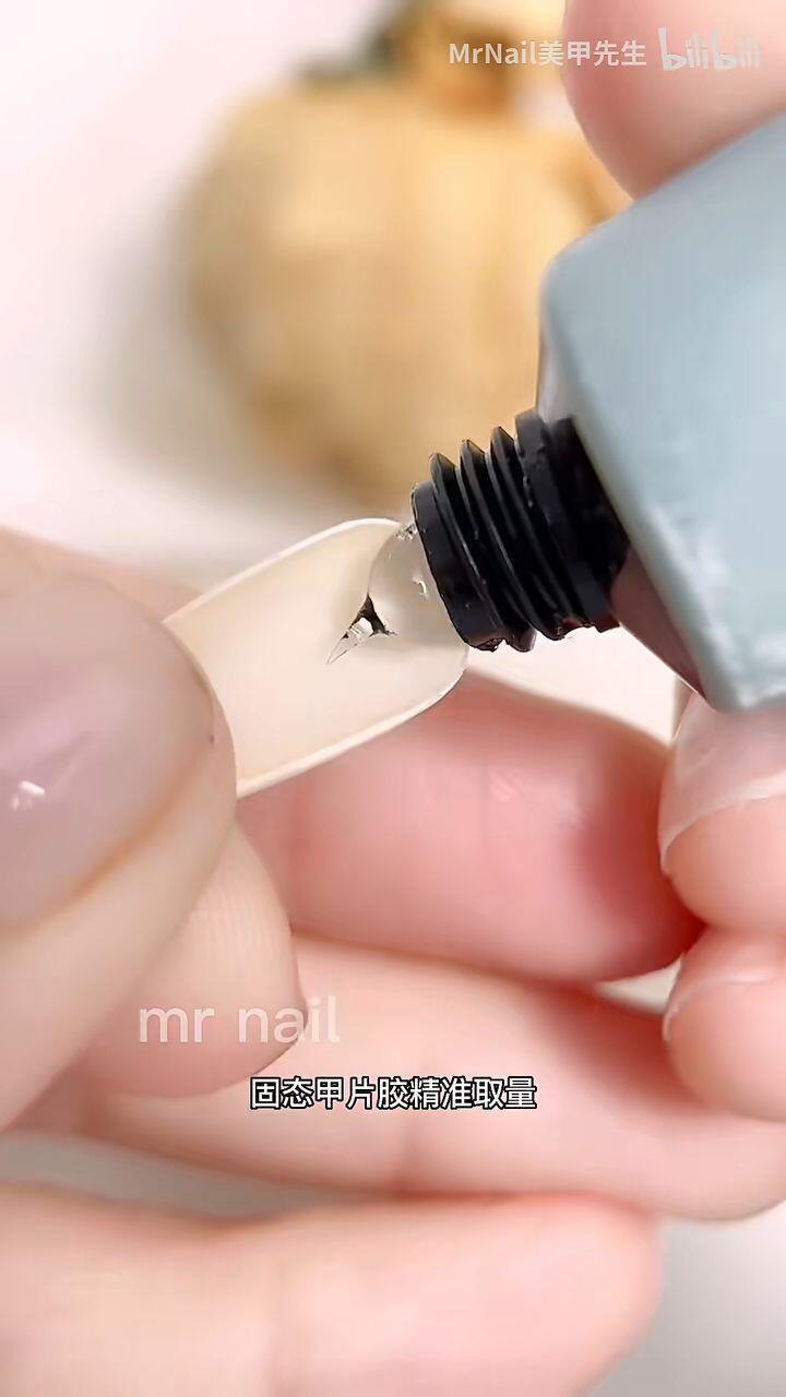 【Mr Nail 美甲先生】 一灯在手轻松照干所有的穿戴甲 | 美甲教程 - 哔哩哔哩