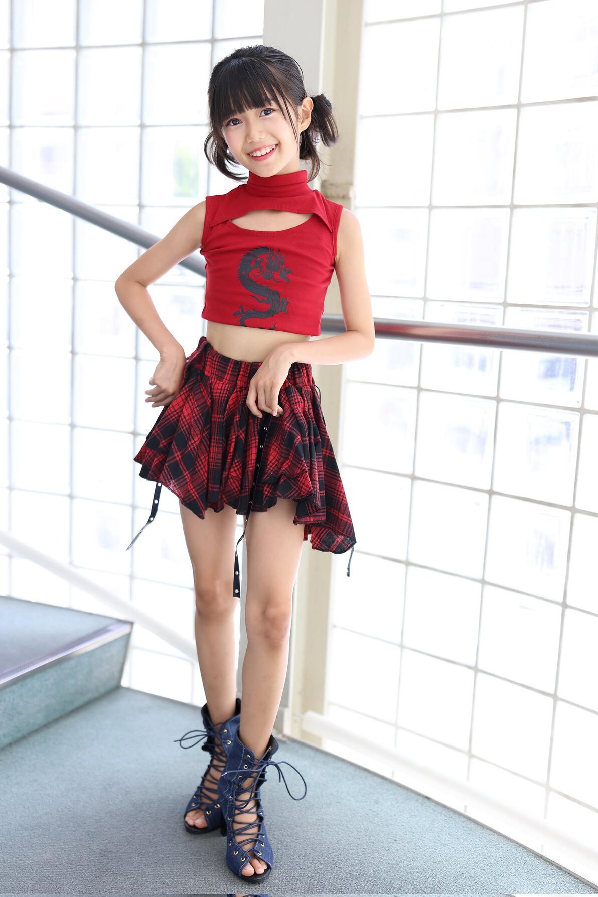 Cocomin-终于回到偶像舞台了，估计都着急看写真吧 - 哔哩哔哩